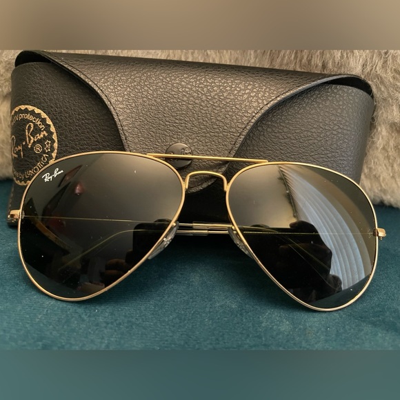 Ray-Ban | Accessories | Rayban Aviator Gold Frame | Poshmark